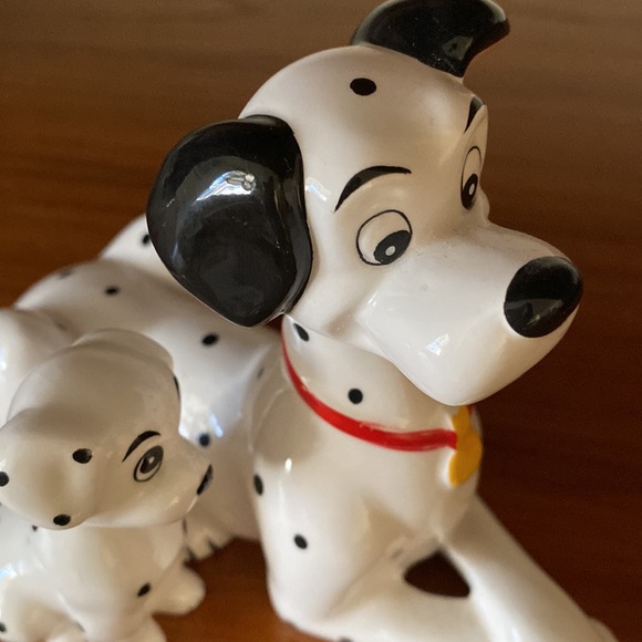 Disney | Accents | Vtg 9s Disney 01 Dalmatians Figurines | Poshmark